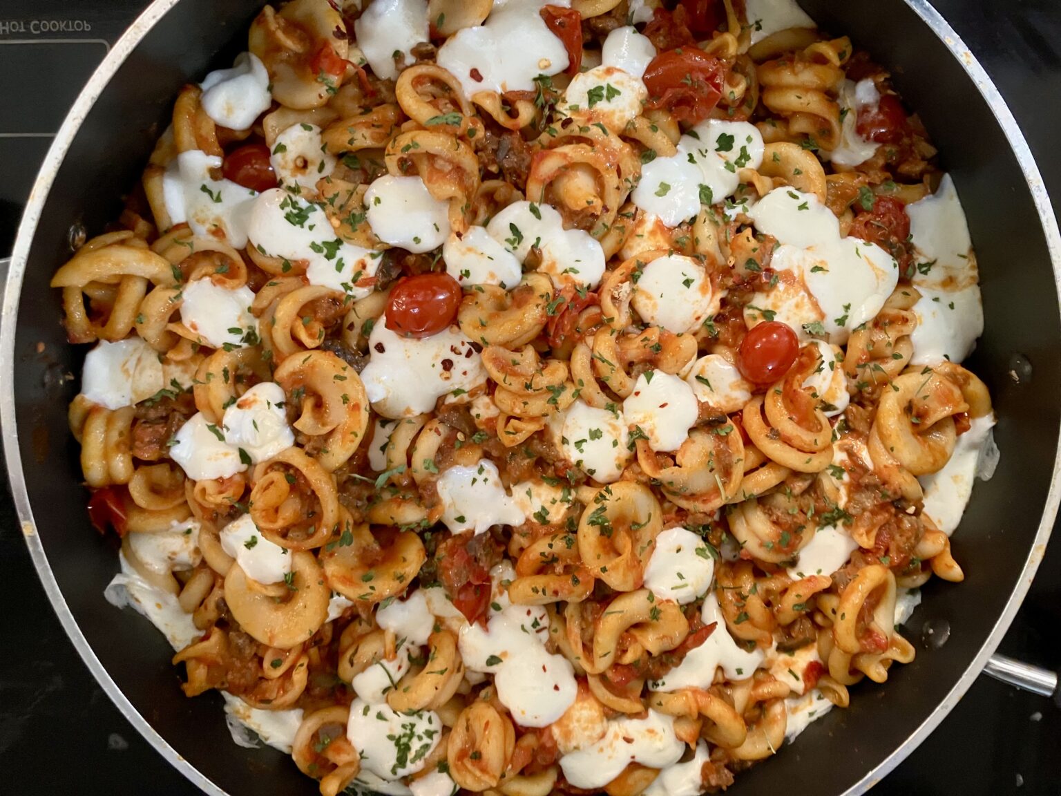 Vesuvio Pasta - It's Everything Delicious